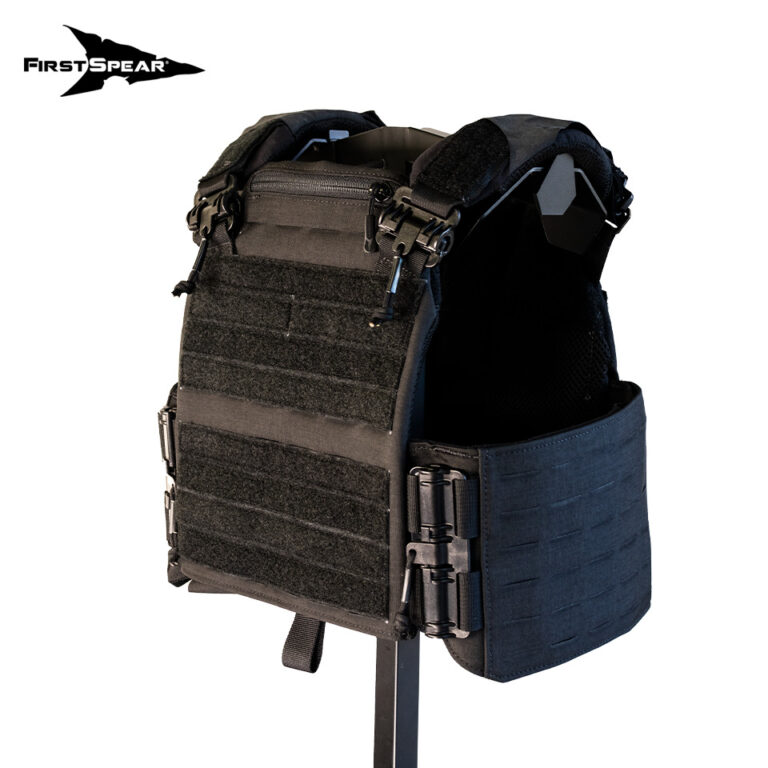 First Spear Strandhogg(TM) v3 SAPI Cut Plate Carrier Black | 七洋交産株式会社 ...