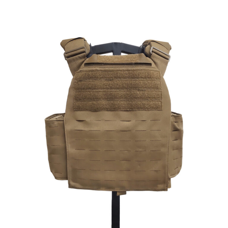 First Spear Strandhogg(TM) v3 SAPI Cut Plate Carrier Coyote | 七洋交産株式会社 ...